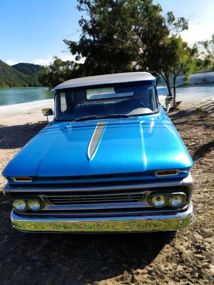 Lot M25-522 - 1962 Chevrolet Apache 10 Custom Short Bed Pickup | Premier Auction Group