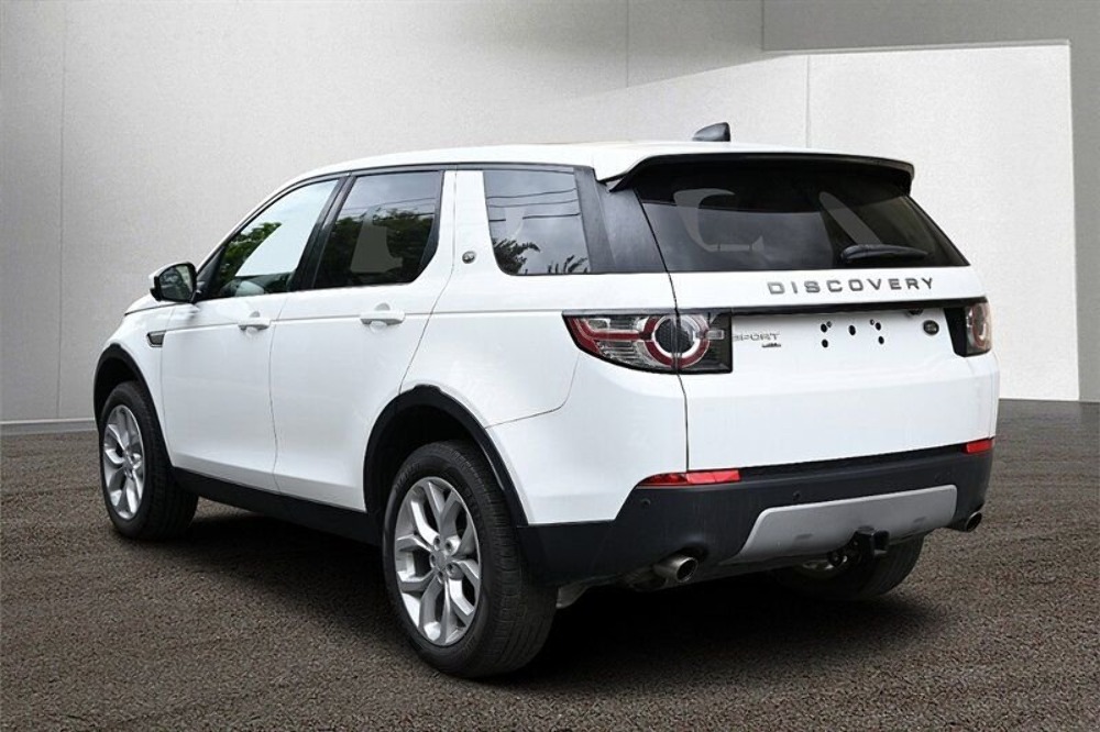 Lot M24-600 - 2019 Land Rover Discoverty Sport HSE SUV | Premier ...