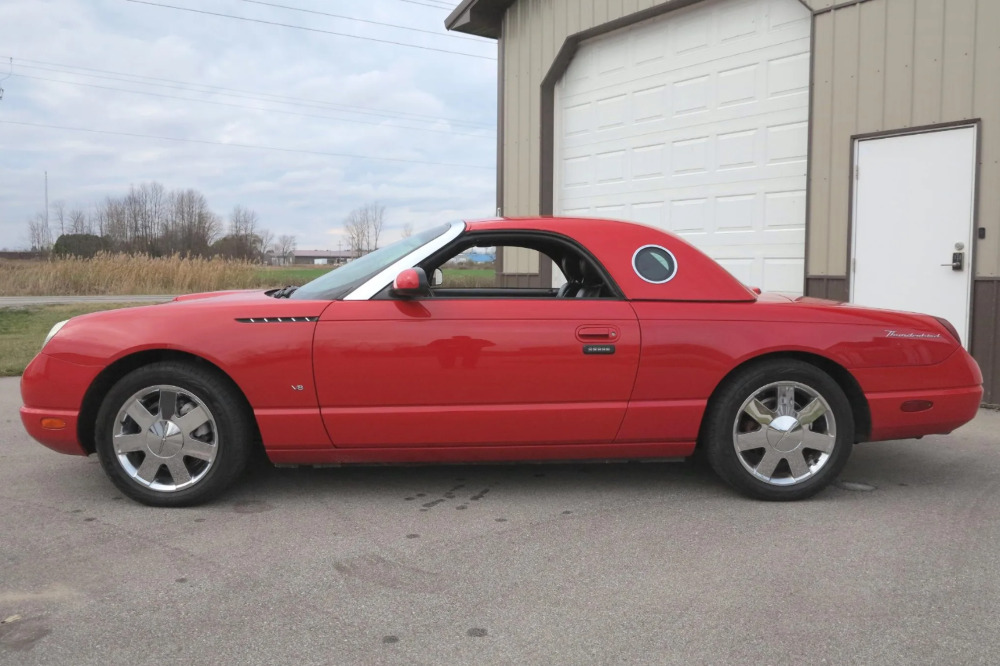 Lot M25-211.1 - 2003 Ford Thunderbird Convertible | Premier Auction Group