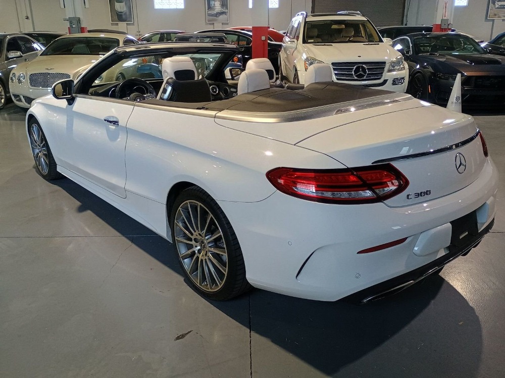 Lot D25-592 - 2019 Mercedes-Benz C300 AMG Sport Convertible | Premier ...