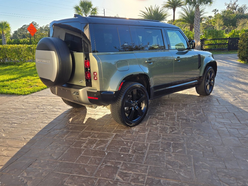 Lot M25-523 - 2021 Land Rover Defender 110 X Dynamic HSE | Premier ...