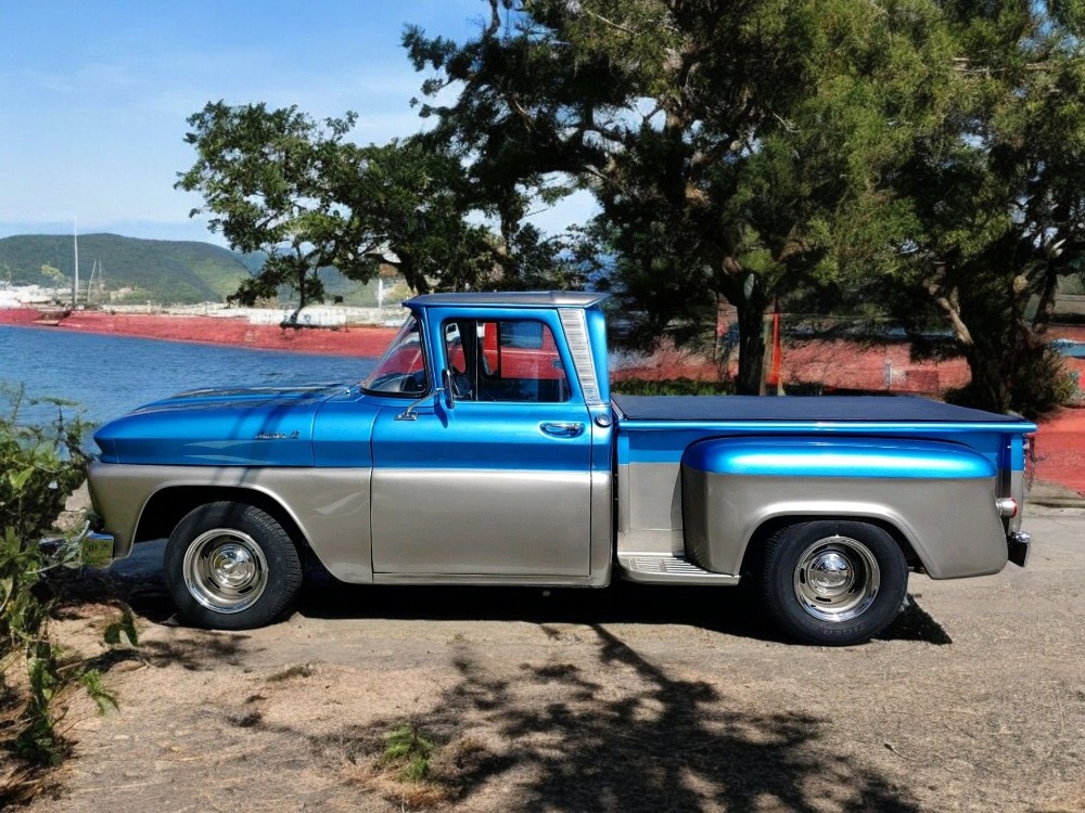 Lot M25-522 - 1962 Chevrolet Apache 10 Custom Short Bed Pickup ...
