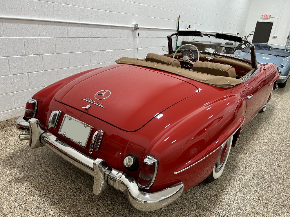 Lot D25-488 - 1958 Mercedes-Benz 190 SL Roadster | Premier Auction Group