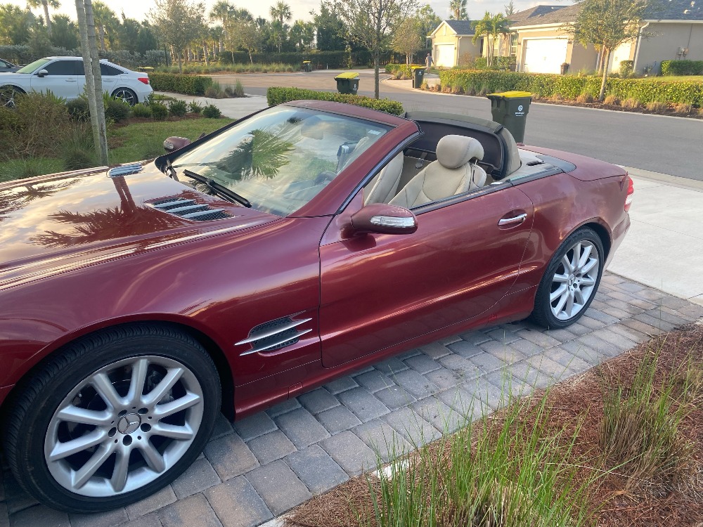 Lot D25-117 - 2007 Mercedes-Benz SL550 Retractable Hardtop | Premier ...