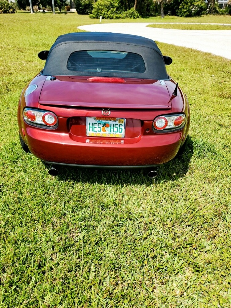 Lot D25-141 - 2006 Mazda Miata Modified Convertible | Premier Auction Group
