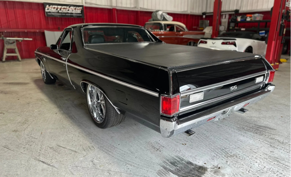 Lot M25-562 - 1969 Chevrolet El Camino SS Pickup Tribute | Premier ...