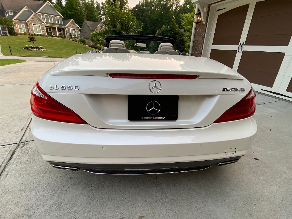 Lot D25-170 - 2014 Mercedes-Benz SL550 Retractable Hardtop | Premier ...