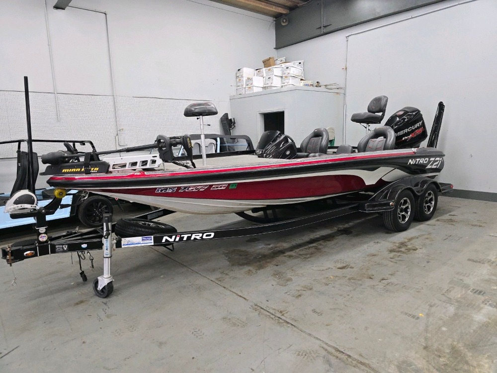 Lot D24-329 - 2016 Bass Tracker Nitro Z21 | Premier Auction Group