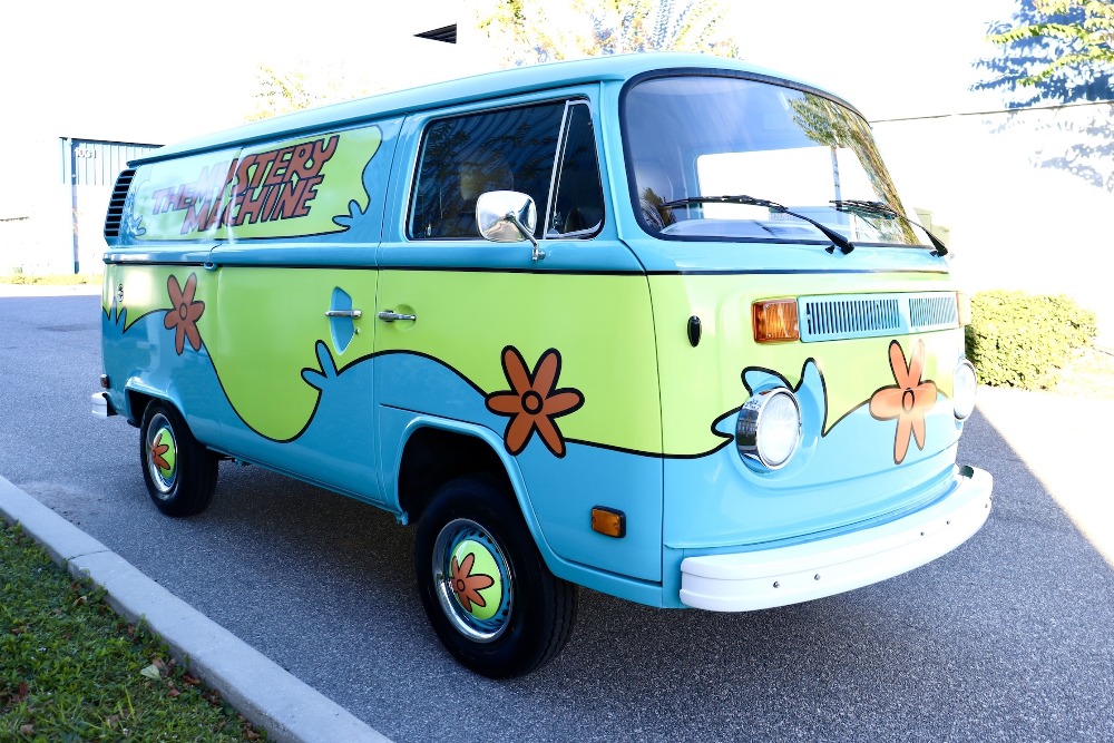 Lot D25-559 - 1979 Volkswagen Mystery Machine Scooby-Doo Van | Premier ...