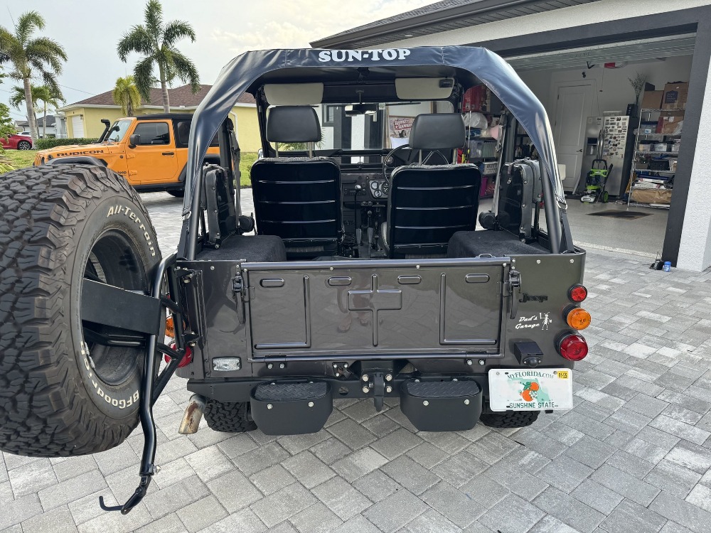 Lot A25-190 - 1994 Jeep Mitsubishi J55 4 X 4 | Premier Auction Group