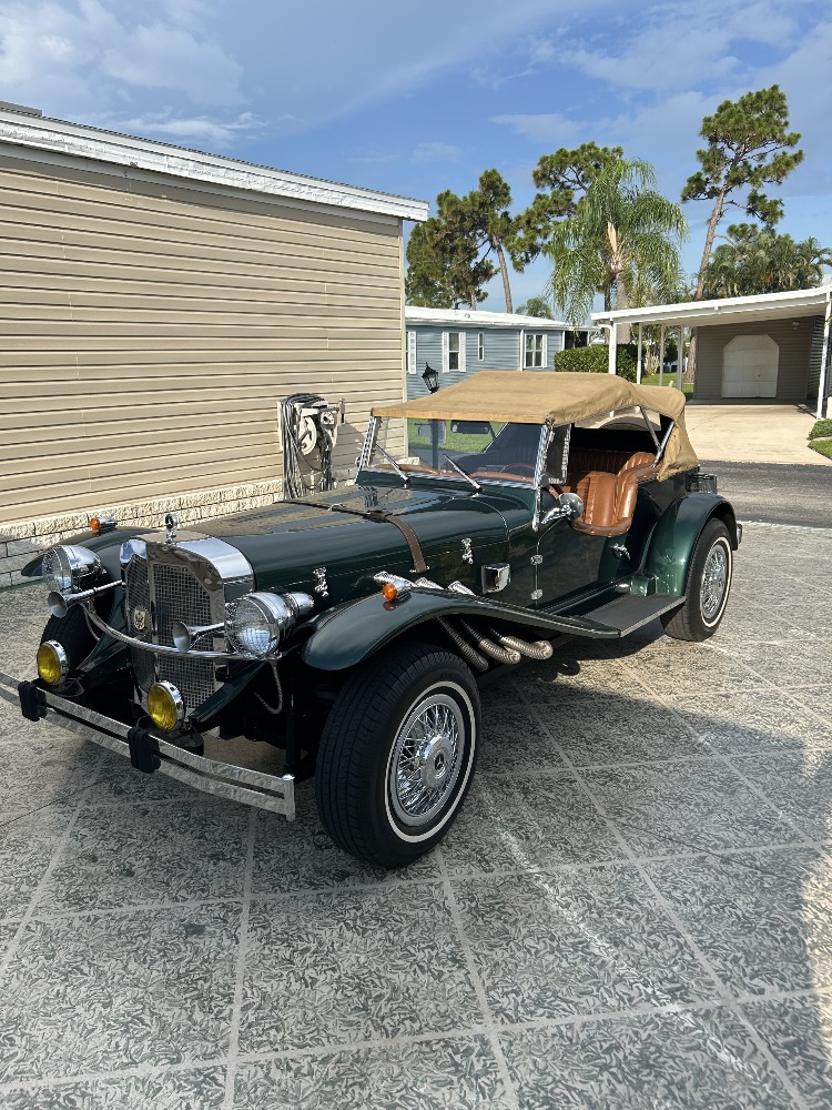 Lot D25-145 - 1929 Mercedes-Benz SSK Replica | Premier Auction Group