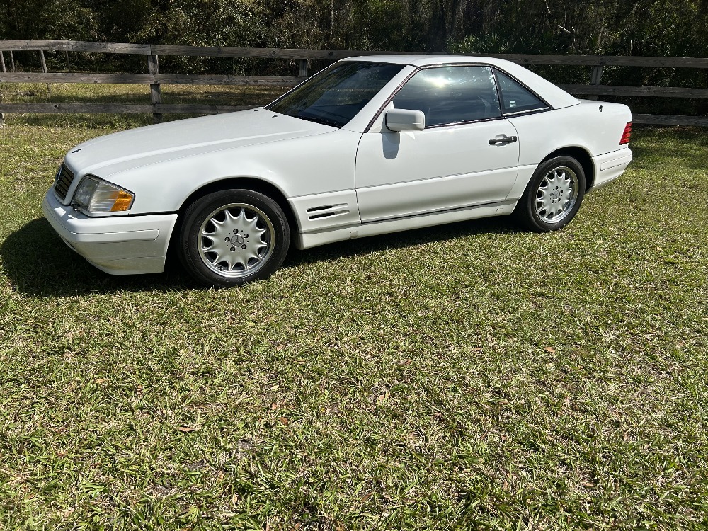 Lot D25-108 - 1998 Mercedes-Benz SL500 Convertible | Premier Auction Group