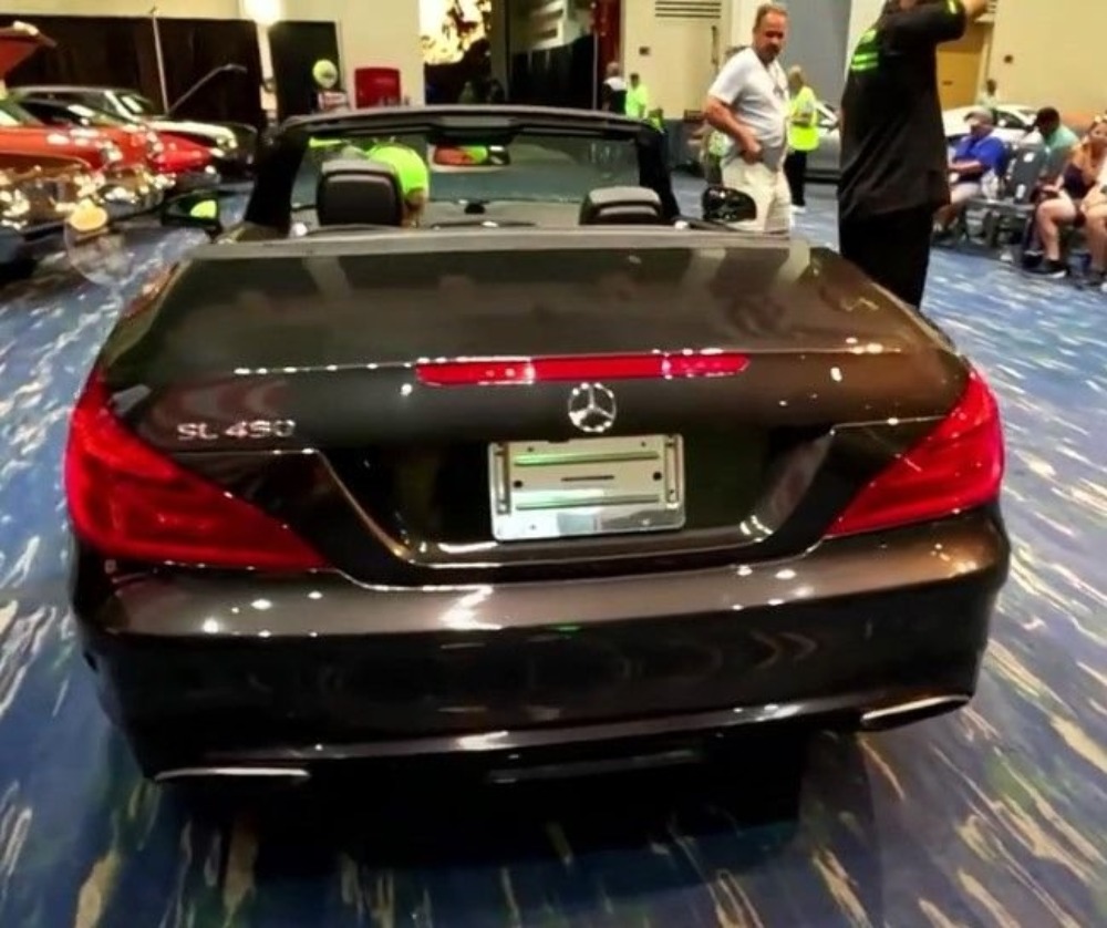 Lot D22-306 - 2020 Mercedes-Benz 450 SL Convertible | Premier Auction Group