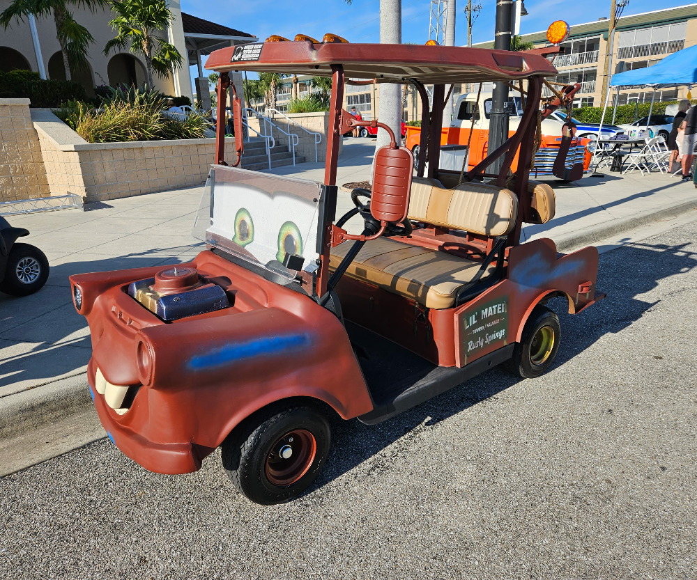 Lot D25-399 - EZGO RXU Custom Built Tow Mator | Premier Auction Group