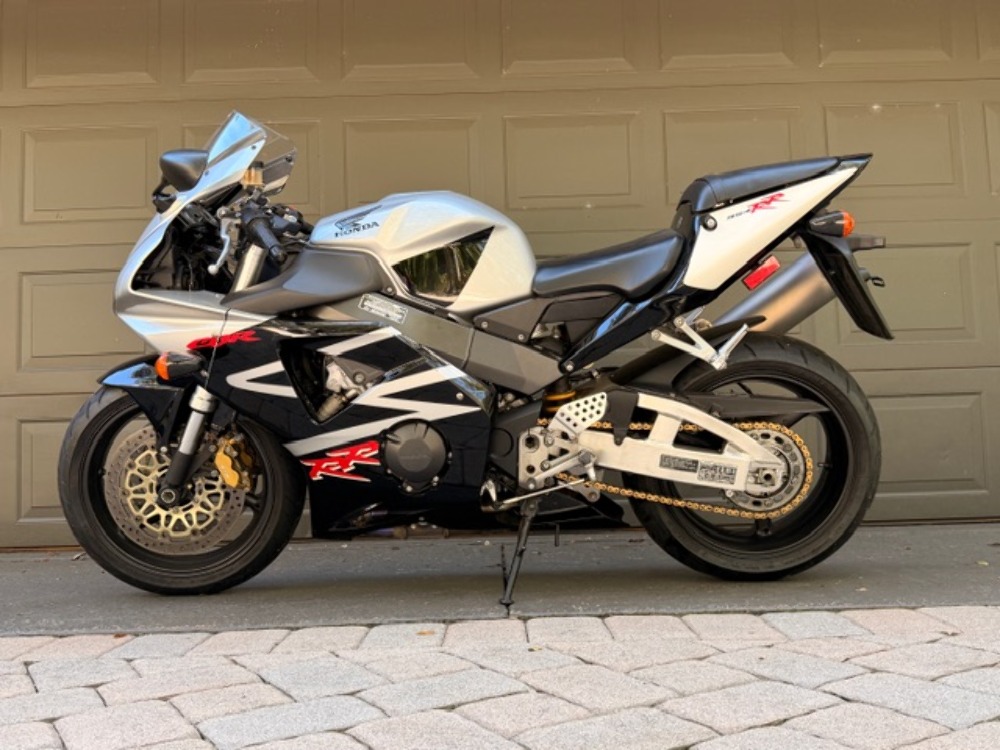 Lot D25-096 - 2002 Honda CBR954RR Motorcycle | Premier Auction Group