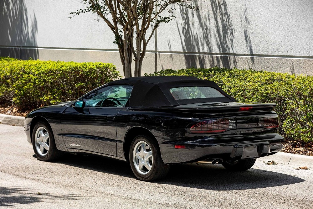 Lot M24-398 - 1995 Pontiac Firebird Firehawk Convertible | Premier ...