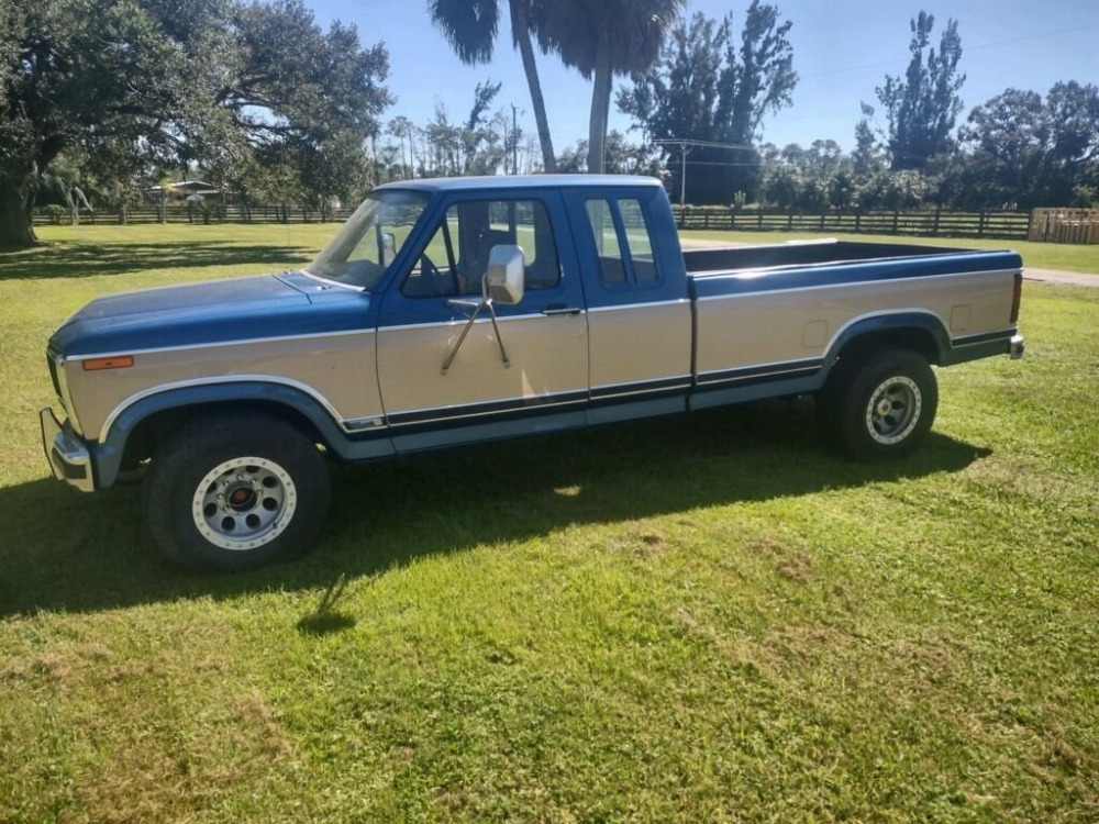 Lot M24-411 - 1984 Ford F250 Diesel Pickup | Premier Auction Group