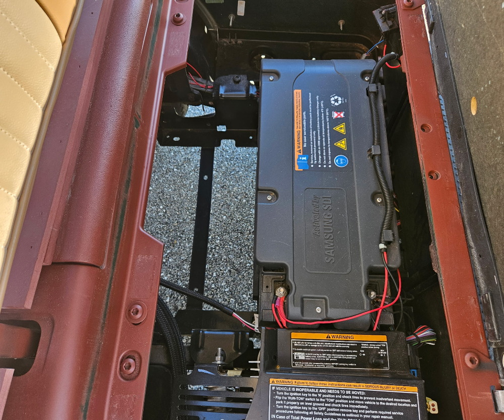 Lot D25-399 - EZGO RXU Custom Built Tow Mator | Premier Auction Group