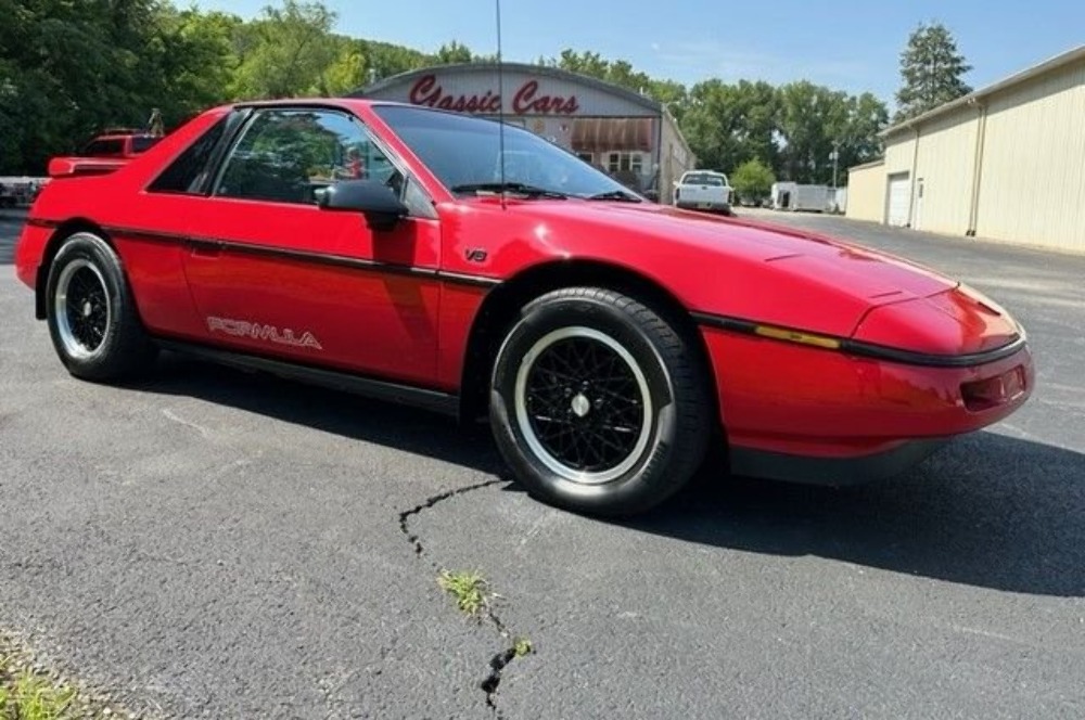 Lot D23-207 - 1988 Pontiac Fiero Formula Coupe | Premier Auction Group