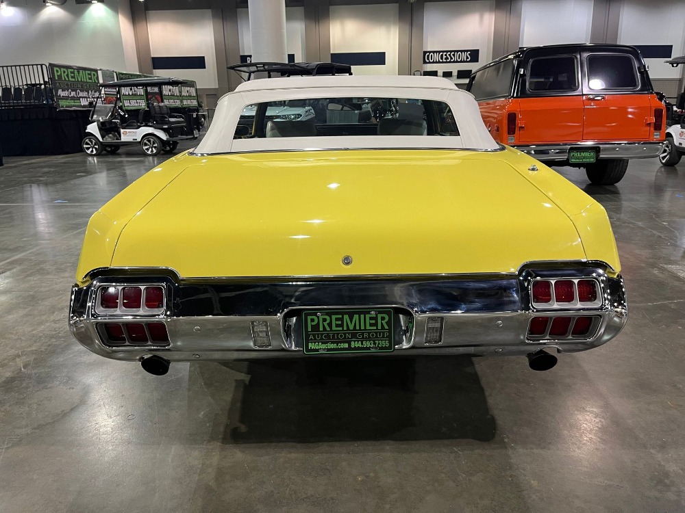 Lot J23-500 - 1972 Oldsmobile Cutlass Convertible | Premier Auction Group