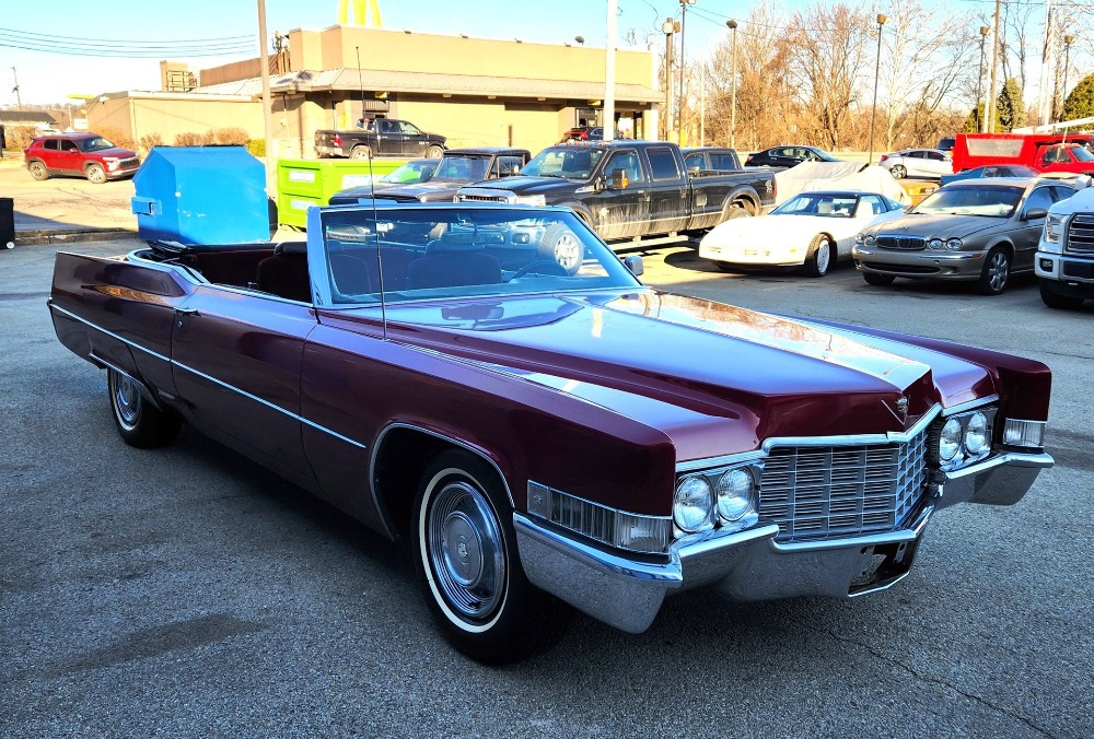 Lot M25-151 - 1969 Cadillac Coupe DeVille Convertible | Premier Auction ...