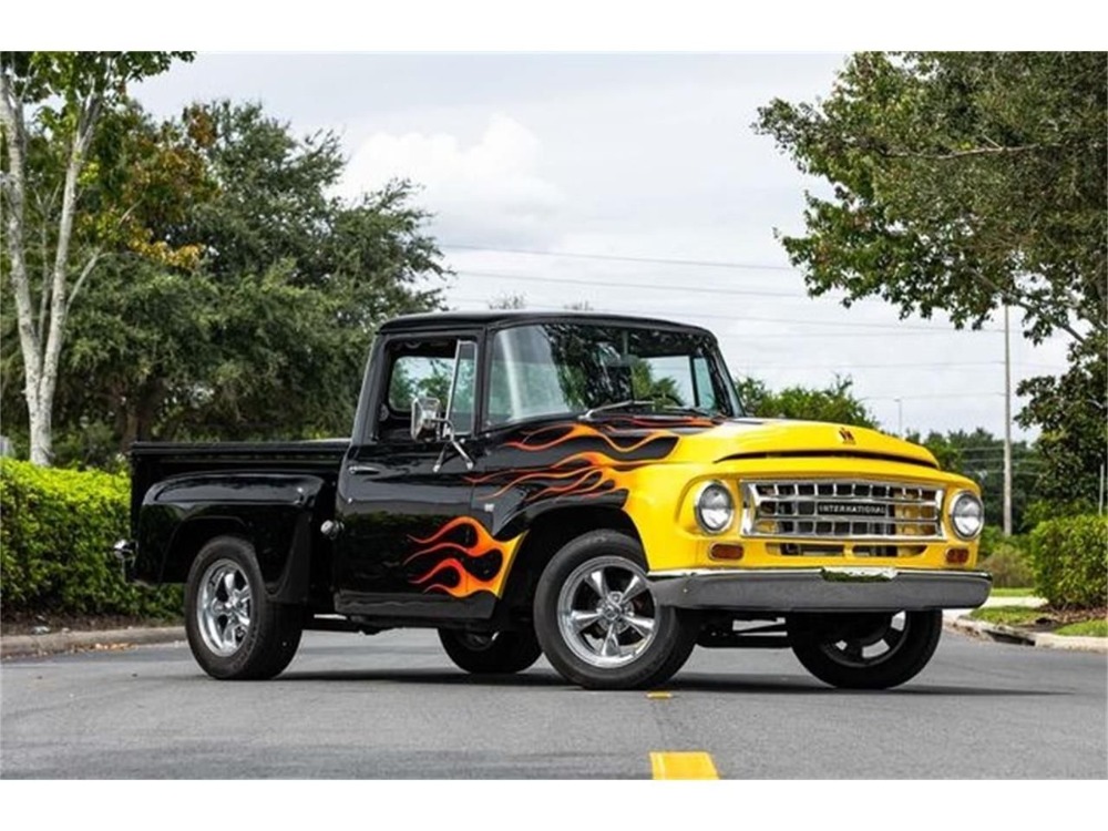 Lot M25-552 - 1963 International Custom Pickup | Premier Auction Group