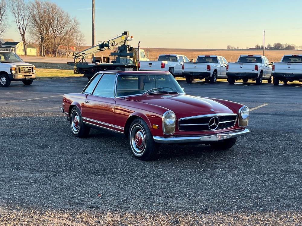 Lot A24-172 - 1968 Mercedes-Benz 250SL Convertible | Premier Auction Group