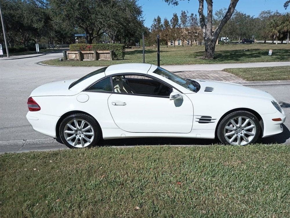 Lot D24-187 - 2007 Mercedes-Benz SL550 Retractable Hardtop | Premier ...