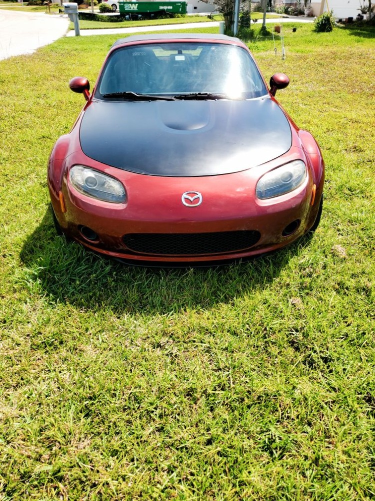 Lot D25-141 - 2006 Mazda Miata Modified Convertible | Premier Auction Group