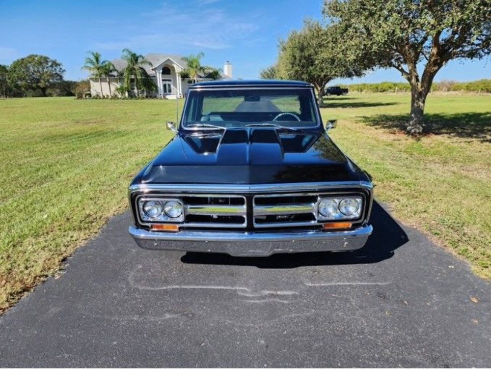 Lot M23-451 - 1972 GMC C10 Restomod Pickup | Premier Auction Group