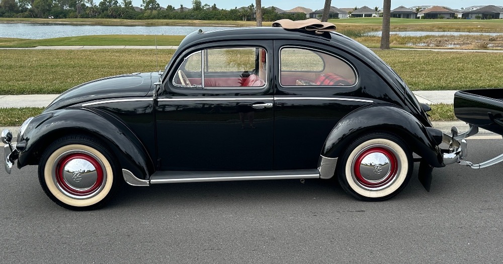 Lot M26-524 - 1957 Volkswagen Beetle Oval Window Ragtop with 1950s ...