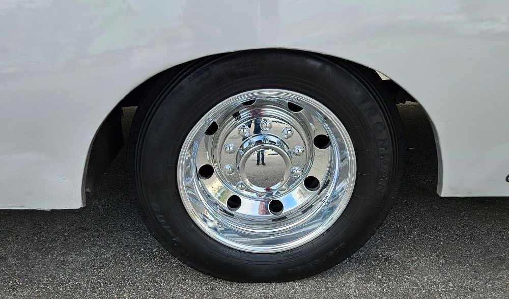 Lot M25-602 - 2014 Dodge Ram 5500 Laramie Car Hauler and Trailer ...