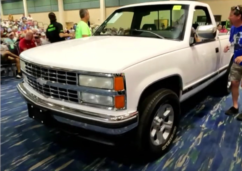 Lot M24-140 - 1993 Chevrolet K-1500 Z71 Pickup | Premier Auction Group