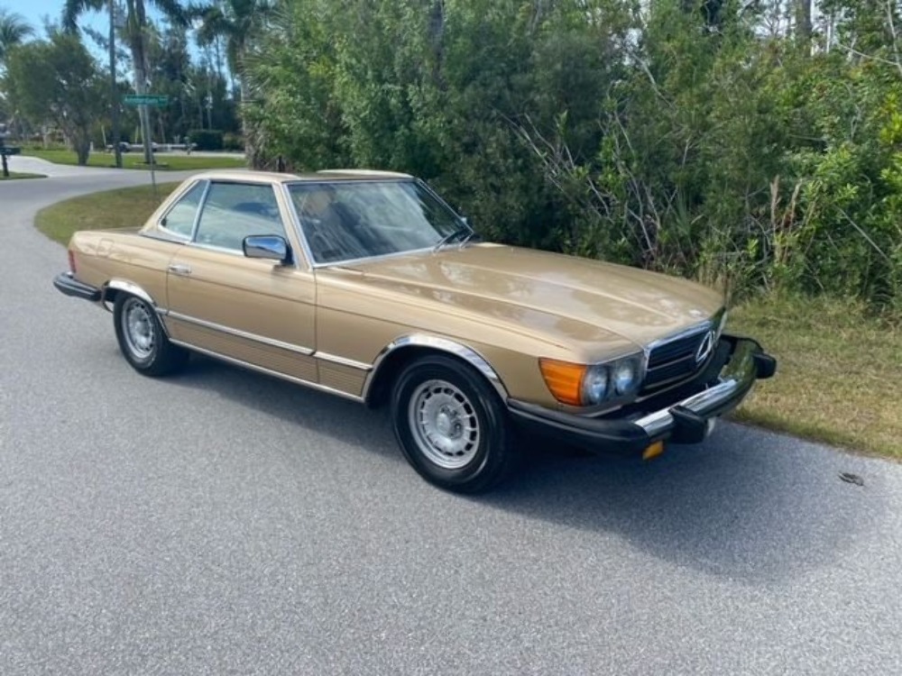 Lot M24-112 - 1982 Mercedes-Benz 380SL Roadster | Premier Auction Group