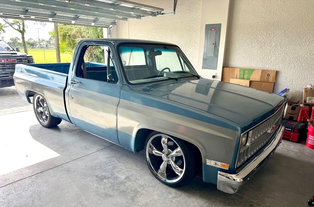 Lot A25-147 - 1982 Chevrolet C10 Custom Deluxe Pickup | Premier Auction ...