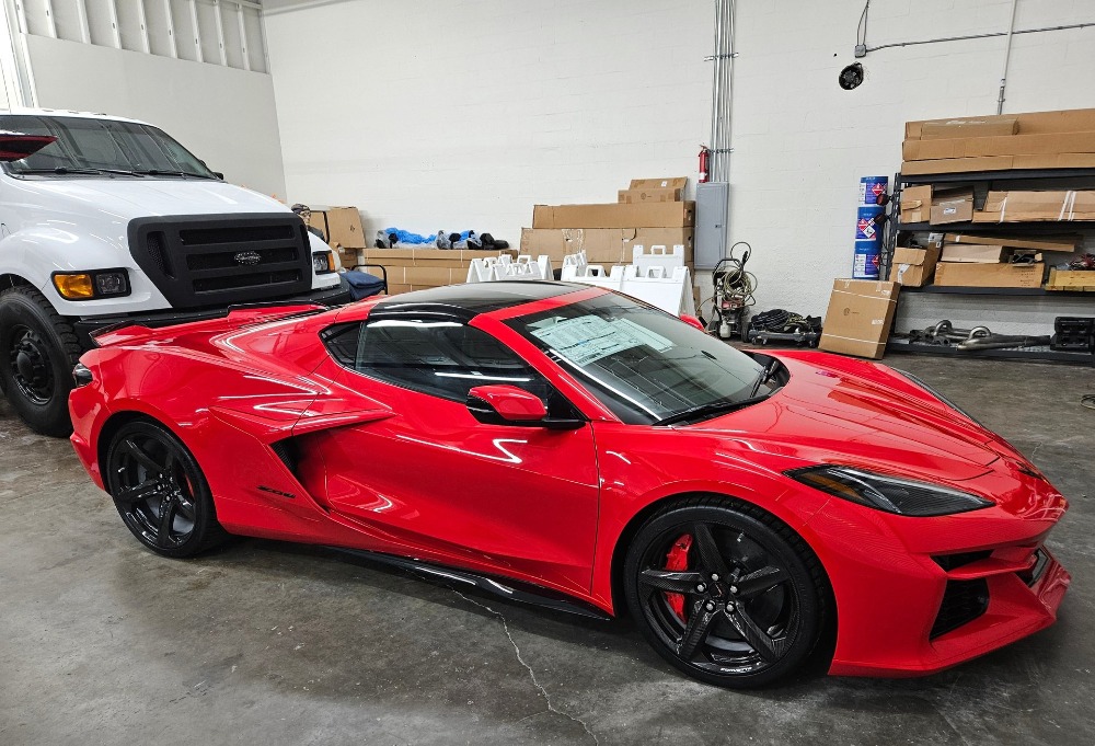 Lot M24-224.1 - 2024 Chevrolet Corvette Z06 3LZ Carbon Fiber Wheel ...
