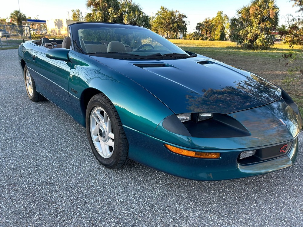Lot M25-330 - 1995 Chevrolet Camaro Z28 Convertible | Premier Auction Group