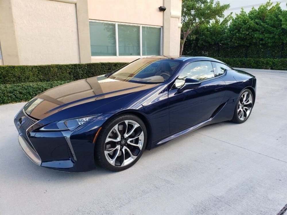Lot D23-585 - 2018 Lexus LC500 Coupe | Premier Auction Group