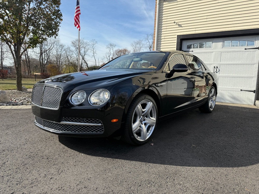 Lot M25-425 - 2014 Bentley Flying Spur Sedan | Premier Auction Group