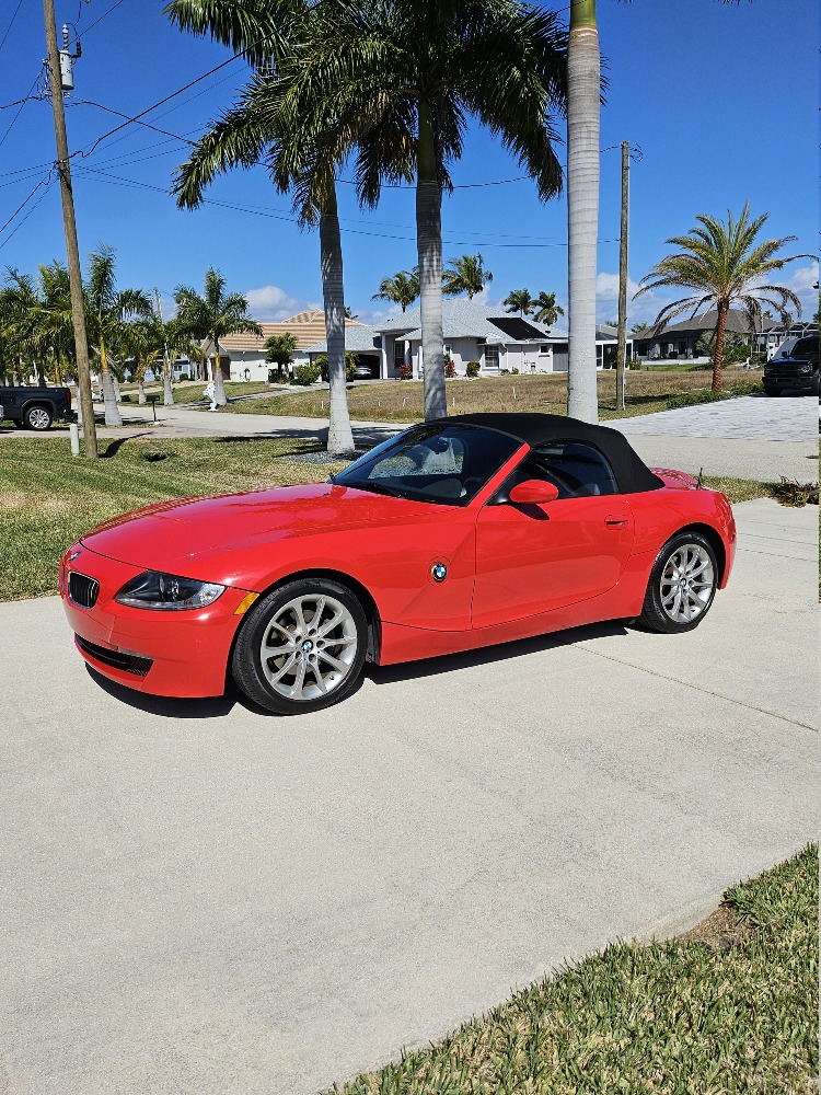 Lot M26-126 - 2007 BMW Z4 Convertible | Premier Auction Group