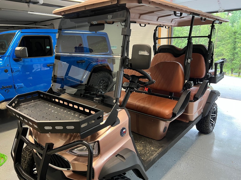 Lot M24 401 2023 Jinhua Suncart Limo 6 Seater Golf Cart Premier