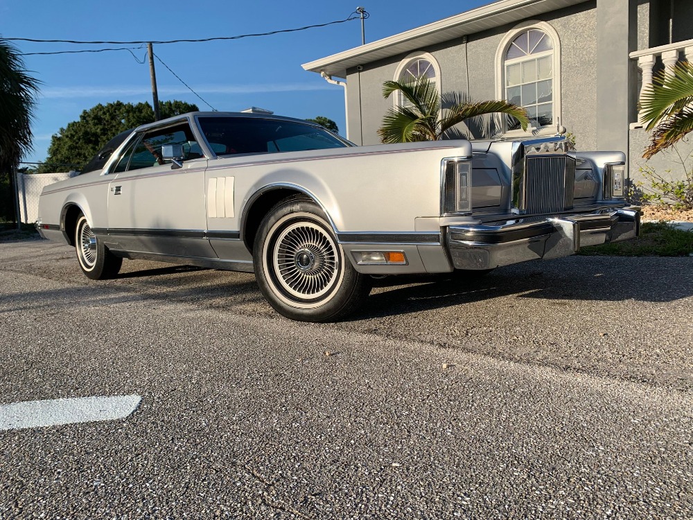 Lot D22-139 - 1978 Lincoln Mark V Emilio Pucci Edition | Premier ...