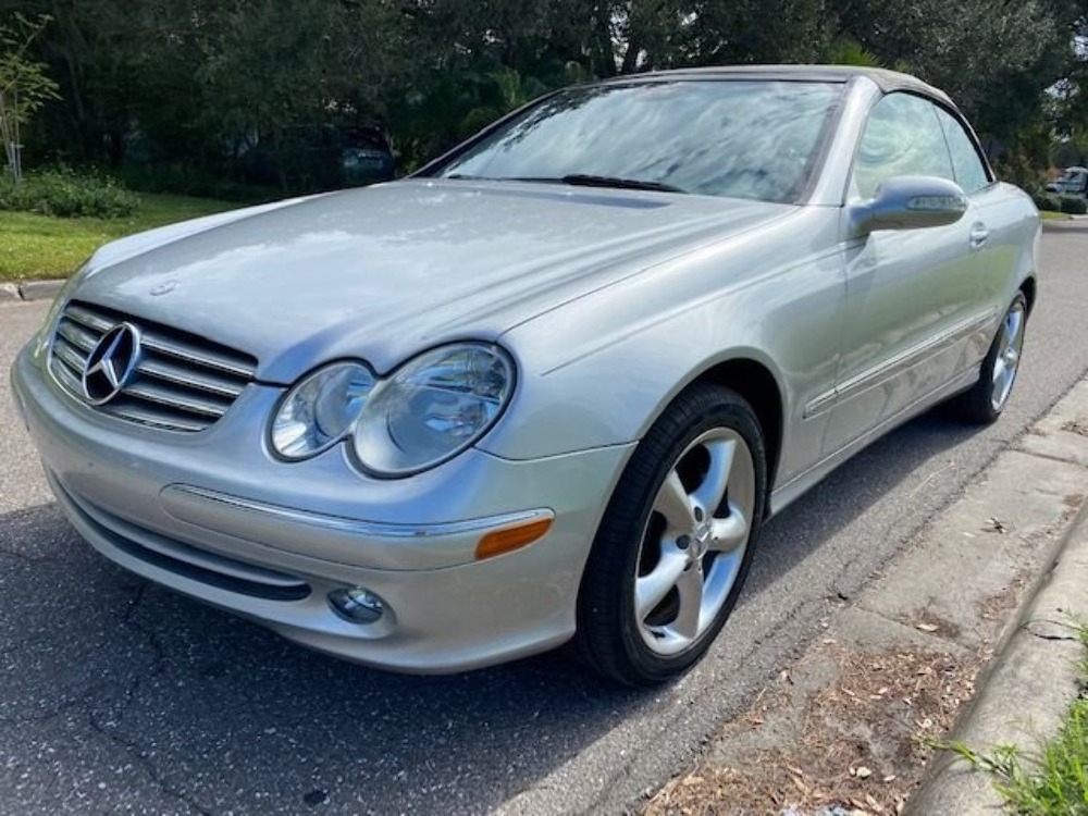 Lot M24-570 - 2005 Mercedes-Benz CLK320 Convertible | Premier Auction Group