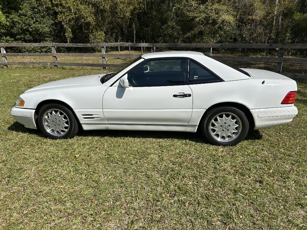 Lot D25-108 - 1998 Mercedes-Benz SL500 Convertible | Premier Auction Group