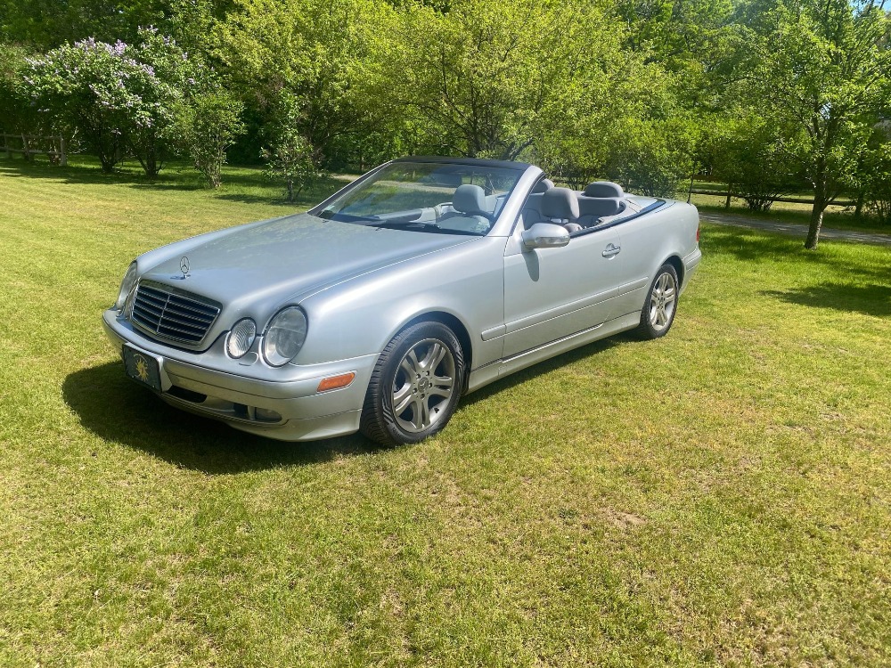 Lot D23-271 - 2002 Mercedes-Benz CLK320 Cabriolet | Premier Auction Group