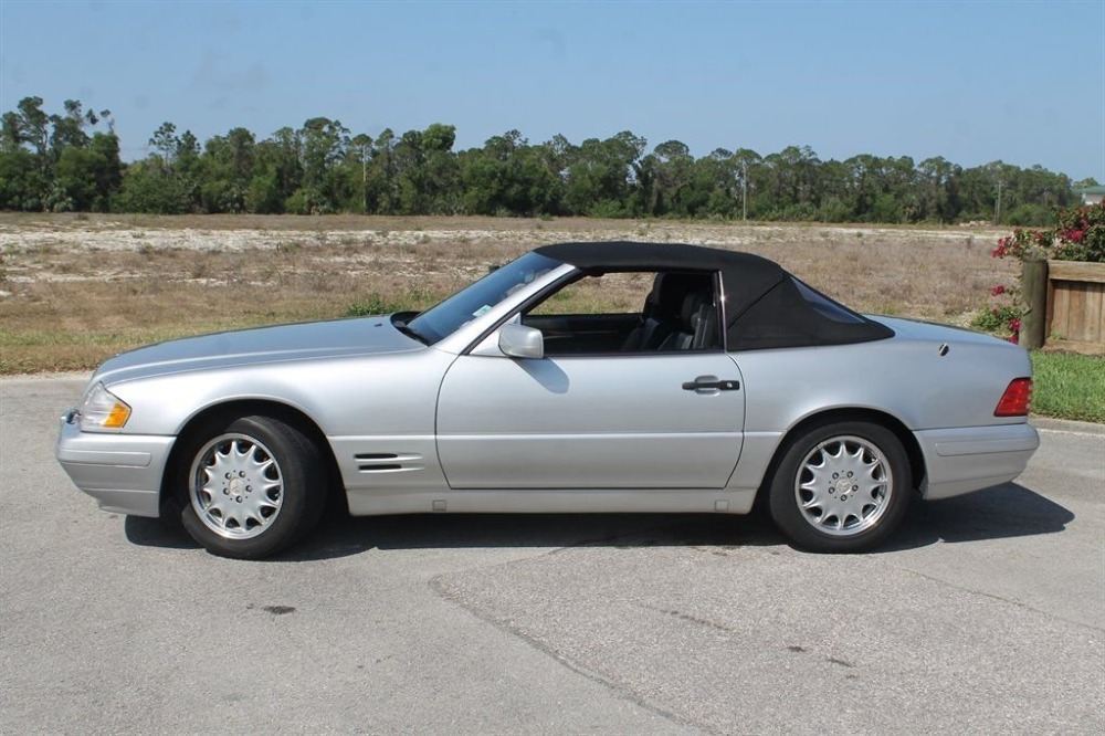 Lot J23-150 - 1997 Mercedes-Benz SL500 Convertible | Premier Auction Group